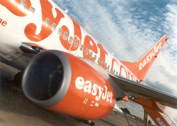 EasyJet renovará su flota con 100 A320neo y 35 A320ceo valorados en ...