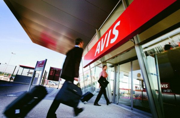 Avis gana el Premio Gaceta3 a los Líderes del Turismo 2013 | Economía