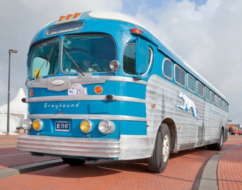 Greyhound cumple 100 años | Transportes