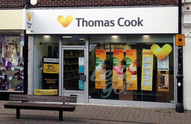 Thomas Cook estudia el cierre de más de 300 tiendas | Intermediación