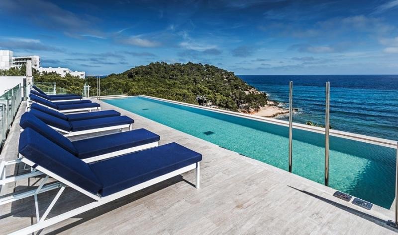 Catalonia inaugura un 4 estrellas para adultos en Ibiza | Hoteles y ...