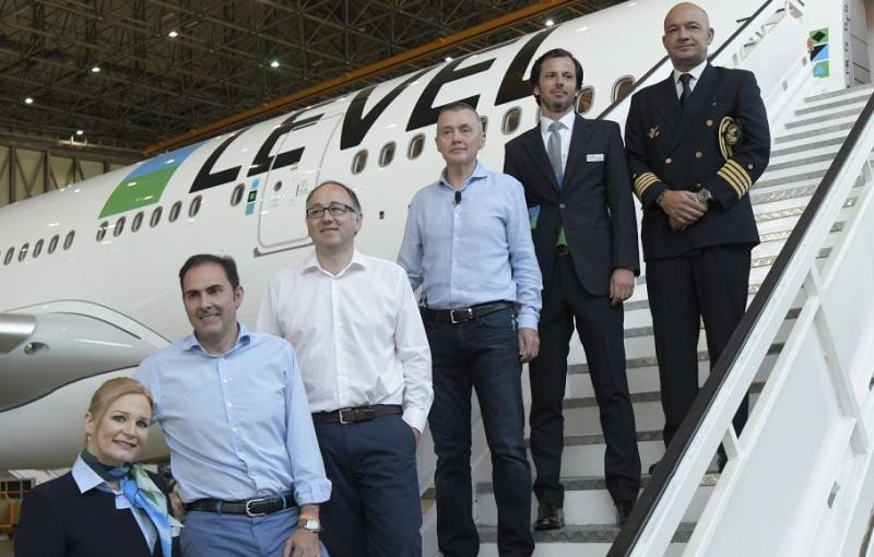 Level levanta el vuelo | Transportes