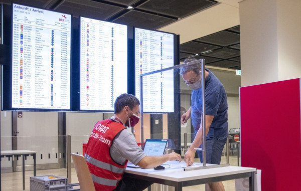 Alemania prolonga dos semanas la advertencia de no viajar | Economía