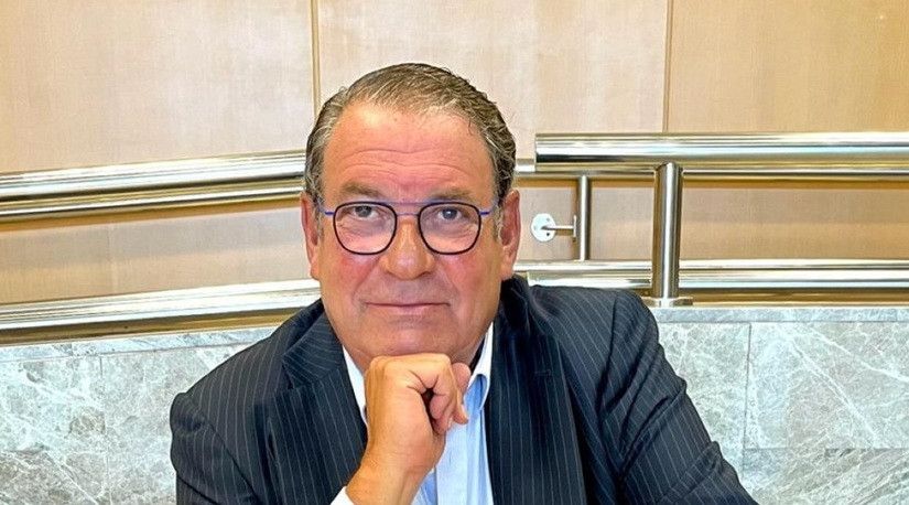 Juan Molas dimite como presidente de la Mesa del Turismo