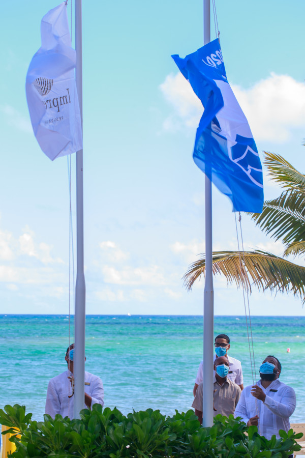 Impressive Resorts & Spas Punta Cana obtiene certificación Bandera Azul ...
